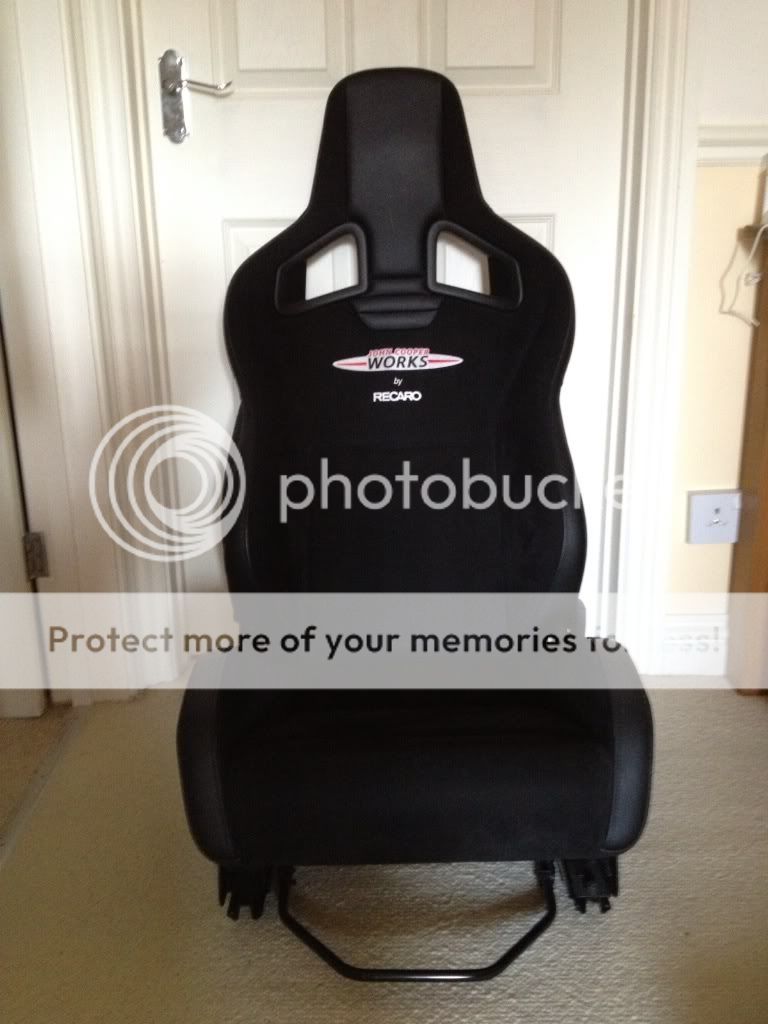 R56 JCW Recaro Drivers Seat Heated / Side Airbag / Runners | MiniTorque.com